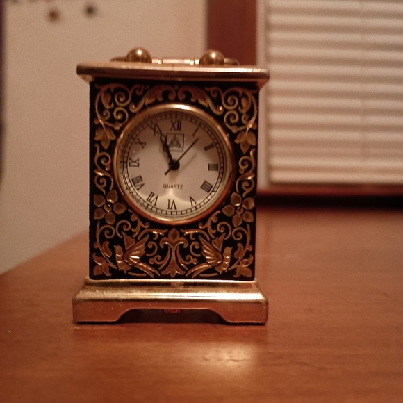 Other | Antique Miniature Gold Tone Quartz Carriage Clock | Poshmark